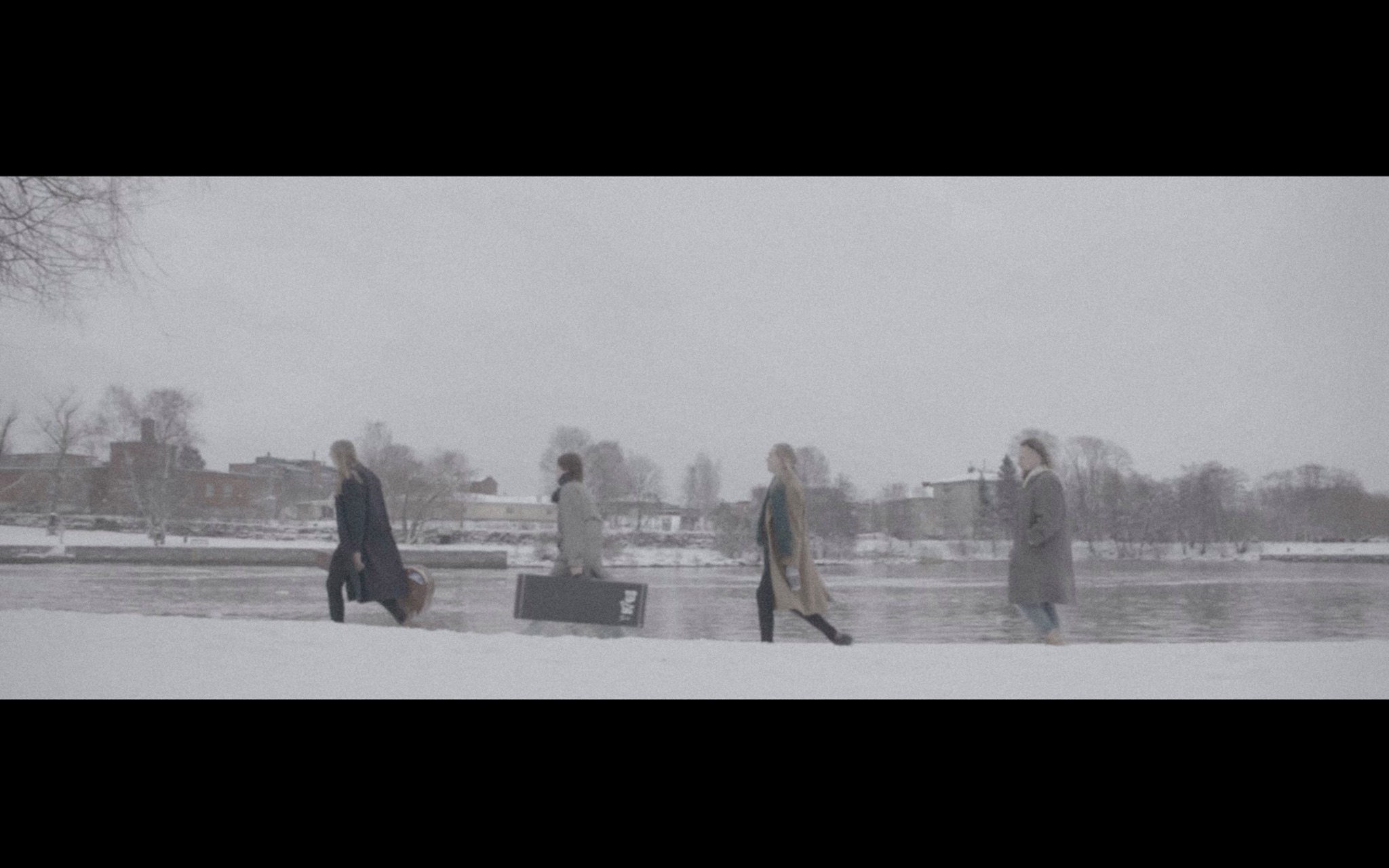 NEW SILVER GIRL RETURN WITH SINGLE AND VIDEO | Soliti